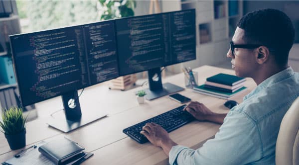 How to Connect Two Monitors to a Laptop: All-in-One Guide